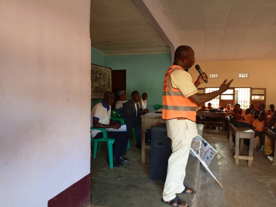 INVITEE PAR LA COMMISSION DIOCÉSAINE JUSTICE ET PAIX DE BAFANG , LA ...